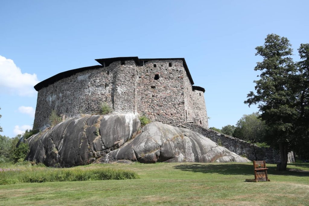 Raaseporin linna oli läntisen Uudenmaan tärkeä sotilaallinen ja ...