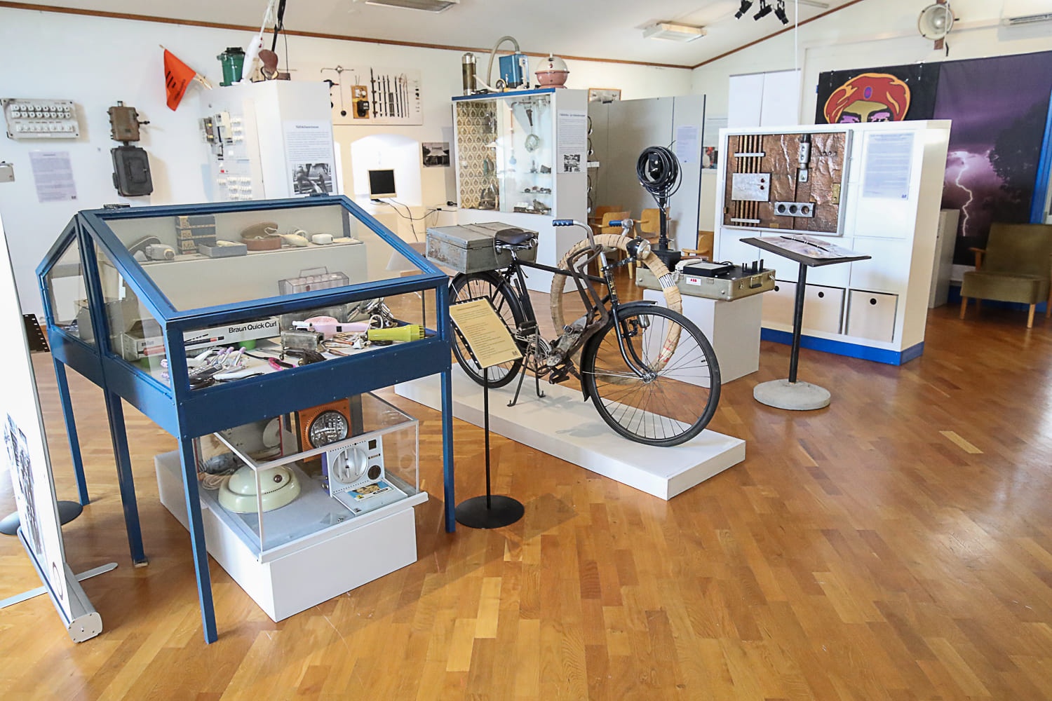 Sähkömuseo kertoo paimiolaisten sähköisestä menneisyydestä - Jälkipeli.net