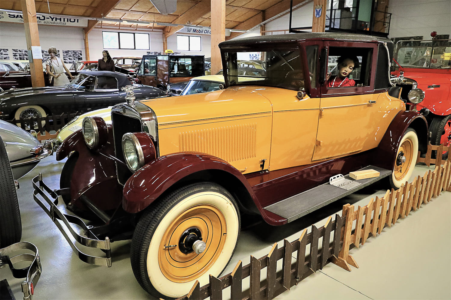 Uudenkaupungin Automuseossa on ensimmäinen Suomessa rakennettu auto ...
