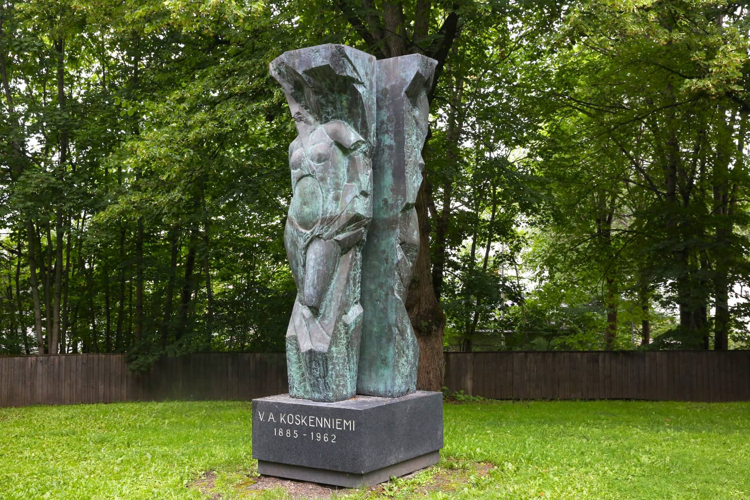 Muusat (Terho Sakki) - Jälkipeli.net